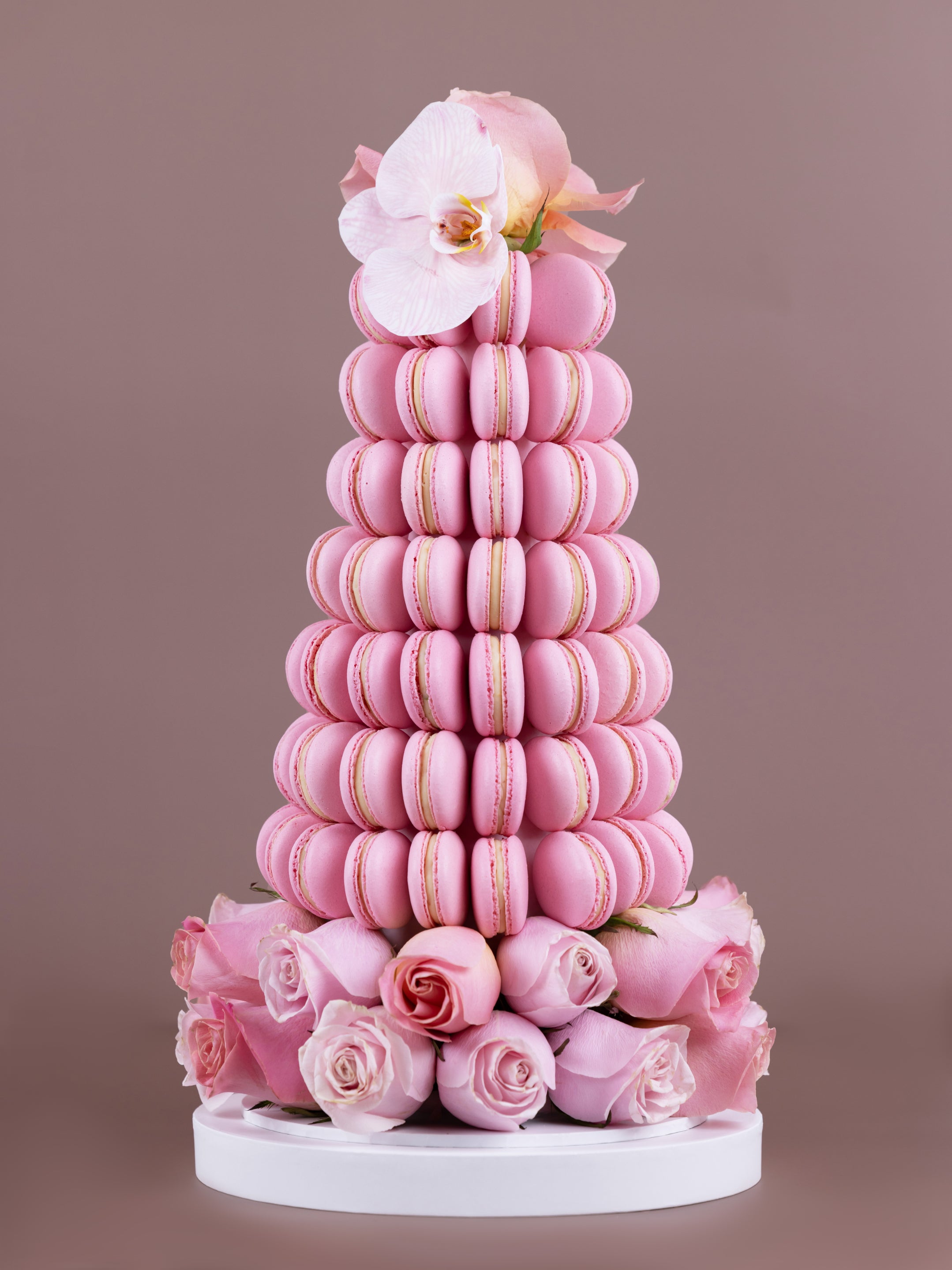 Strawberries and Co - Pretty in Pink Orchid & Macaron Tower Edible Art