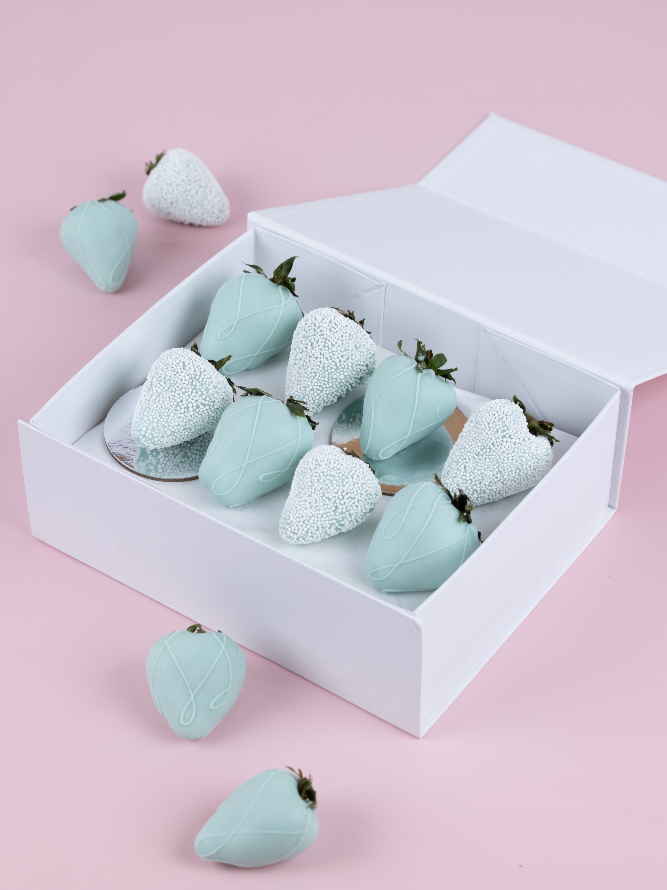 Strawberries and Co. - Signature Baby Blue Strawberry Box | Edible Art
